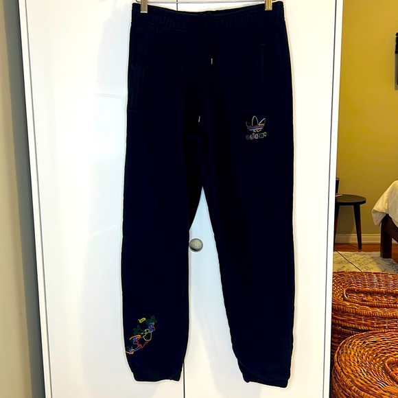 adidas | Pants | Adidas X Disney Collab Mickey Friends Sweatpants M ...